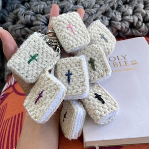 Crochet Mini Bible Keychain: Handmade Christian Keepsake Gift - Etsy
