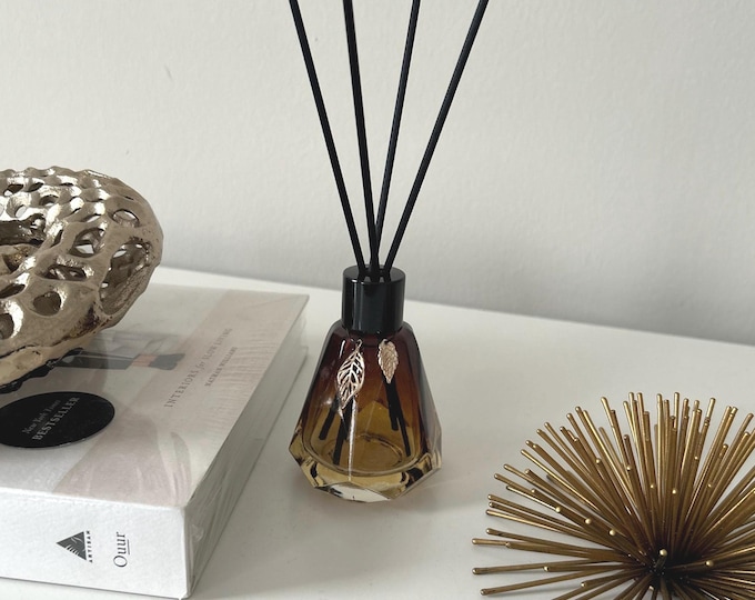 Reed Diffuser With Leaf | Bottle With Sticks| Diffuser Oil | Home Decor ...
