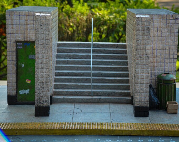 The Subway Platform 1:12 Scale Diorama - Etsy