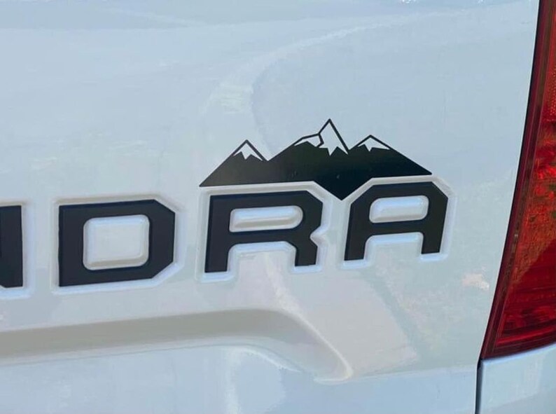 Tundra Tailgate Mountain Vinyl Decal 2014-2021 - Etsy