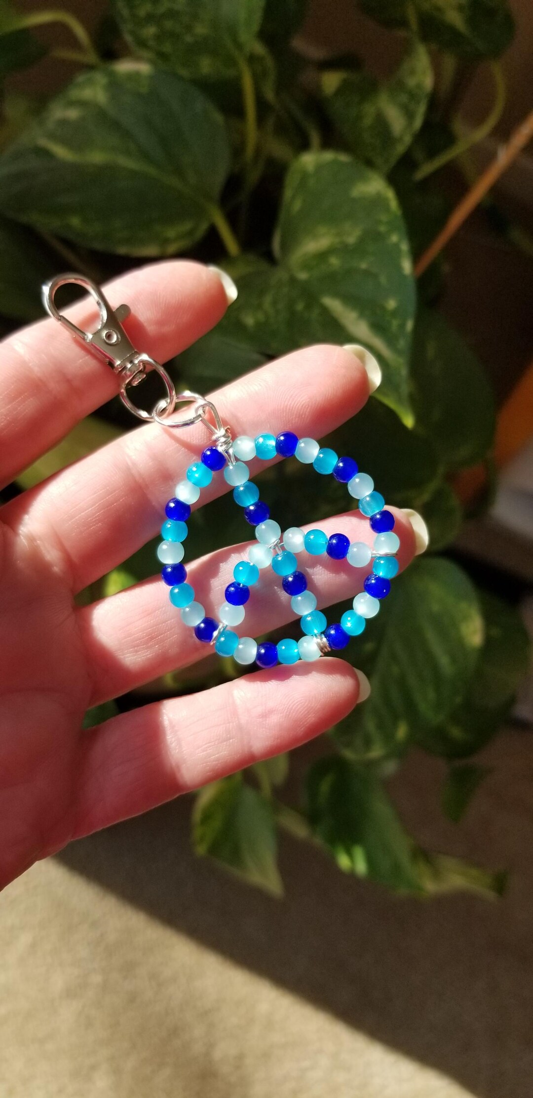 Colorful Beaded Peace Sign Keychain/beaded Keychain/hippie Accessory ...
