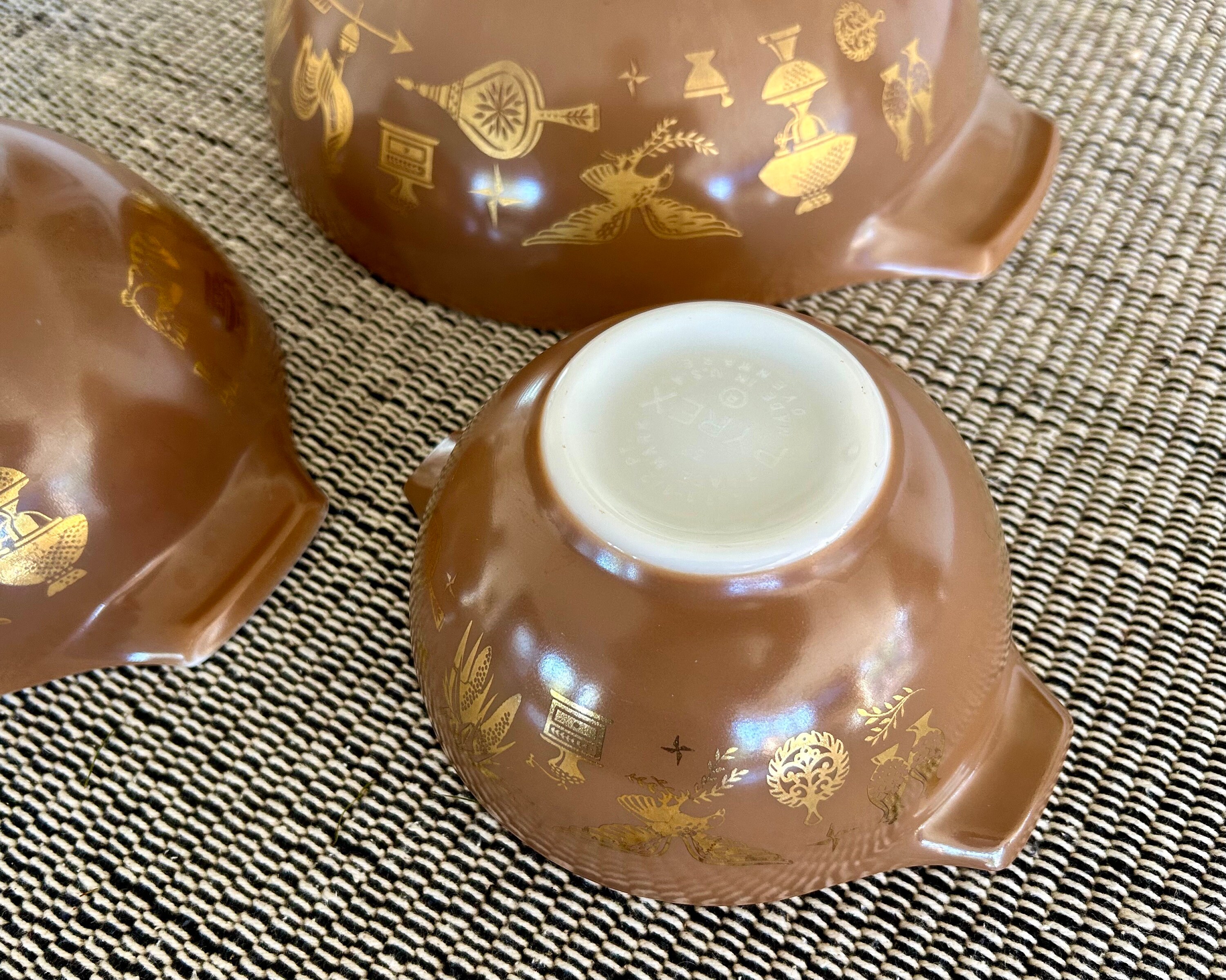 Pyrex Cinderella Bowls, Brown & Gold Americana Motif, 3 Sizes Available ...