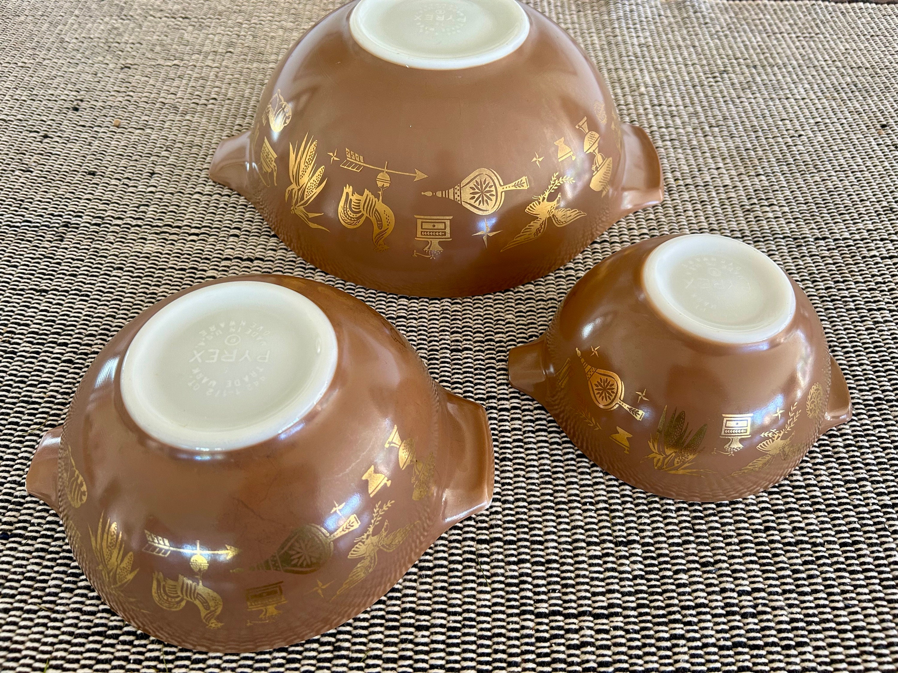 Pyrex Cinderella Bowls, Brown & Gold Americana Motif, 3 Sizes Available ...