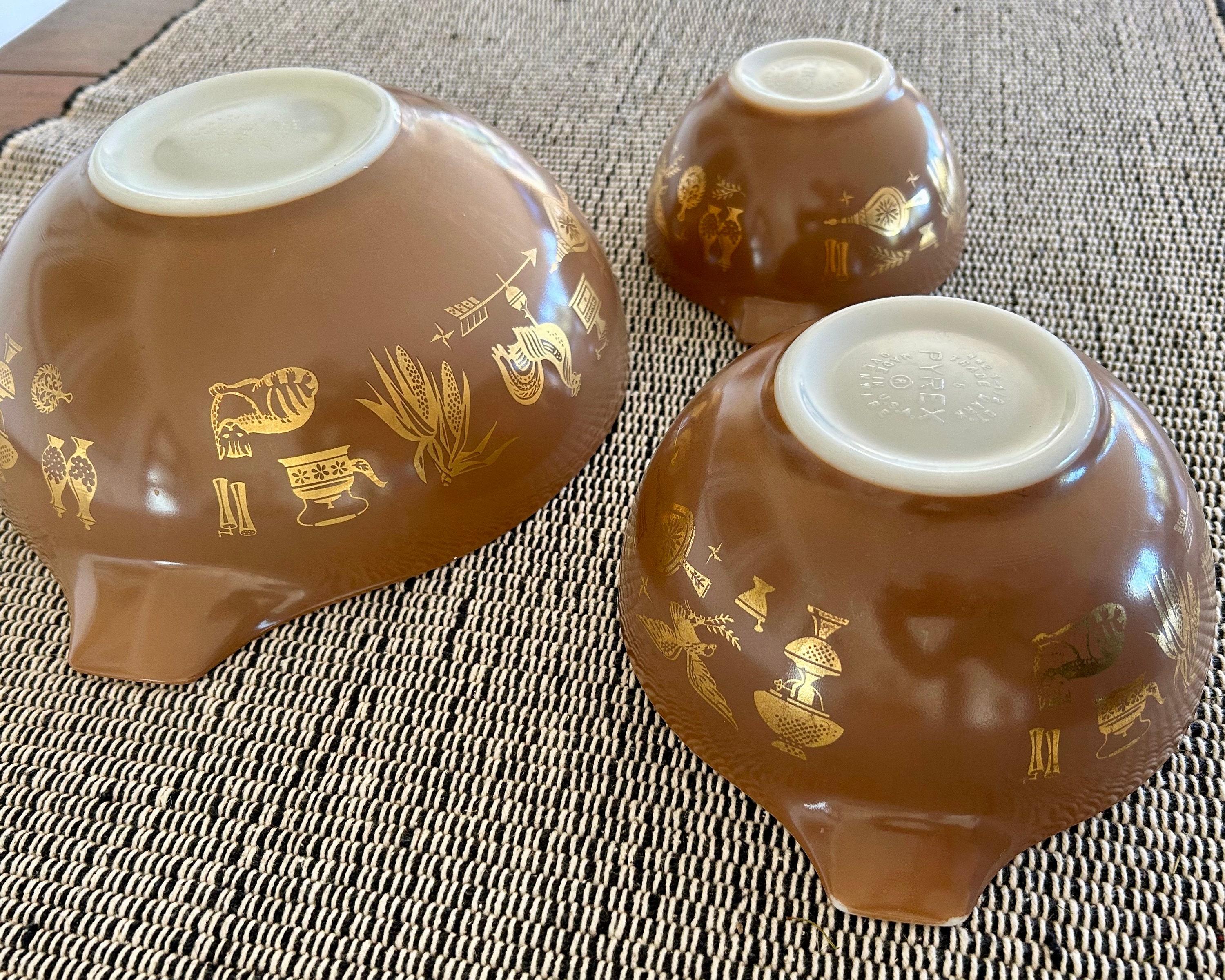 Pyrex Cinderella Bowls, Brown & Gold Americana Motif, 3 Sizes Available ...