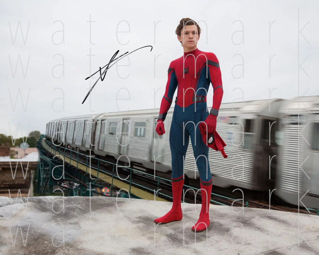 Tom Holland Signed 8x10 Photo Autograph Photograph Poster Print Reprint ...