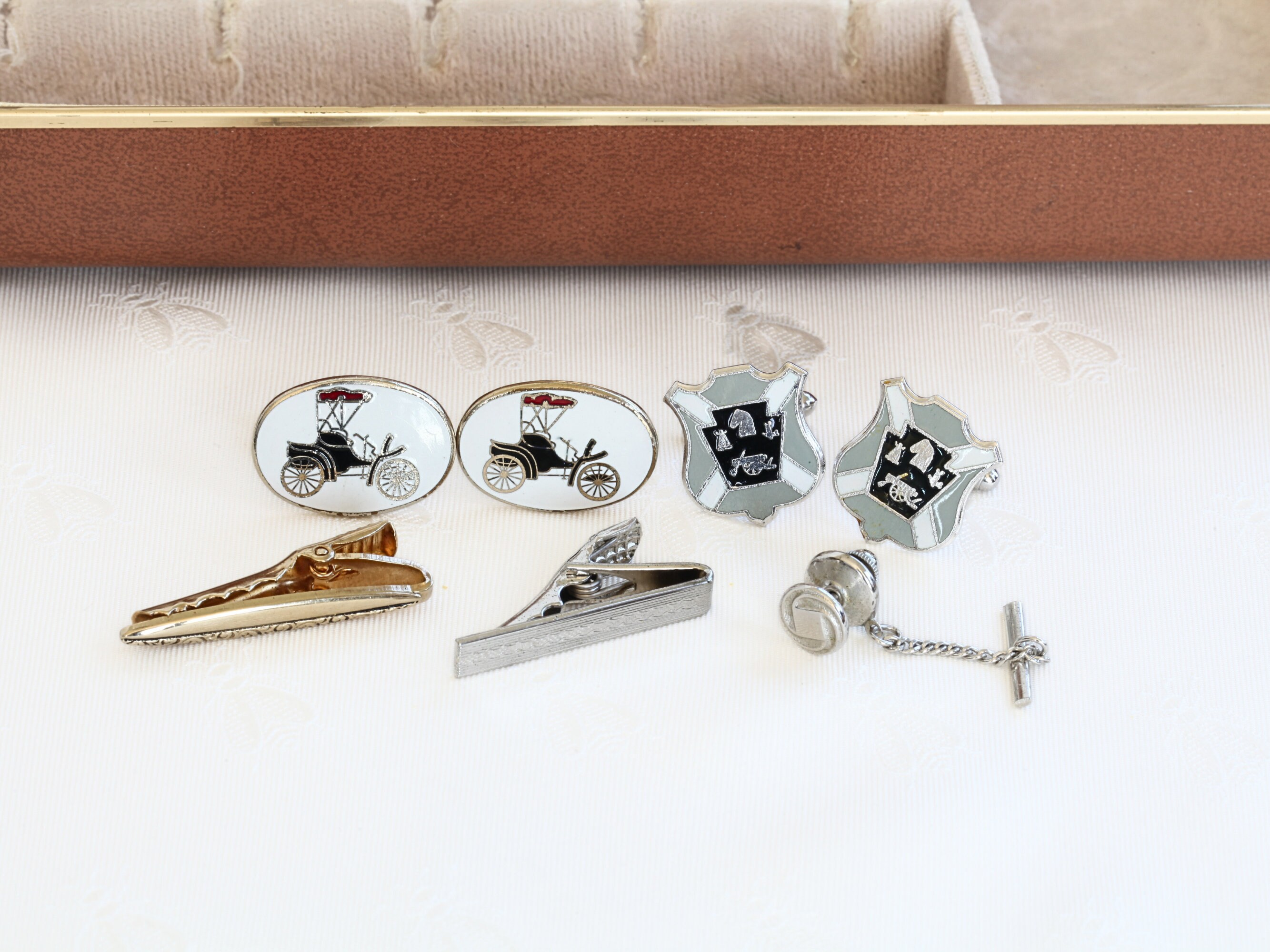 Vintage Shields Men's Leather Jewelry Accessory Case Set With Cufflinks ...