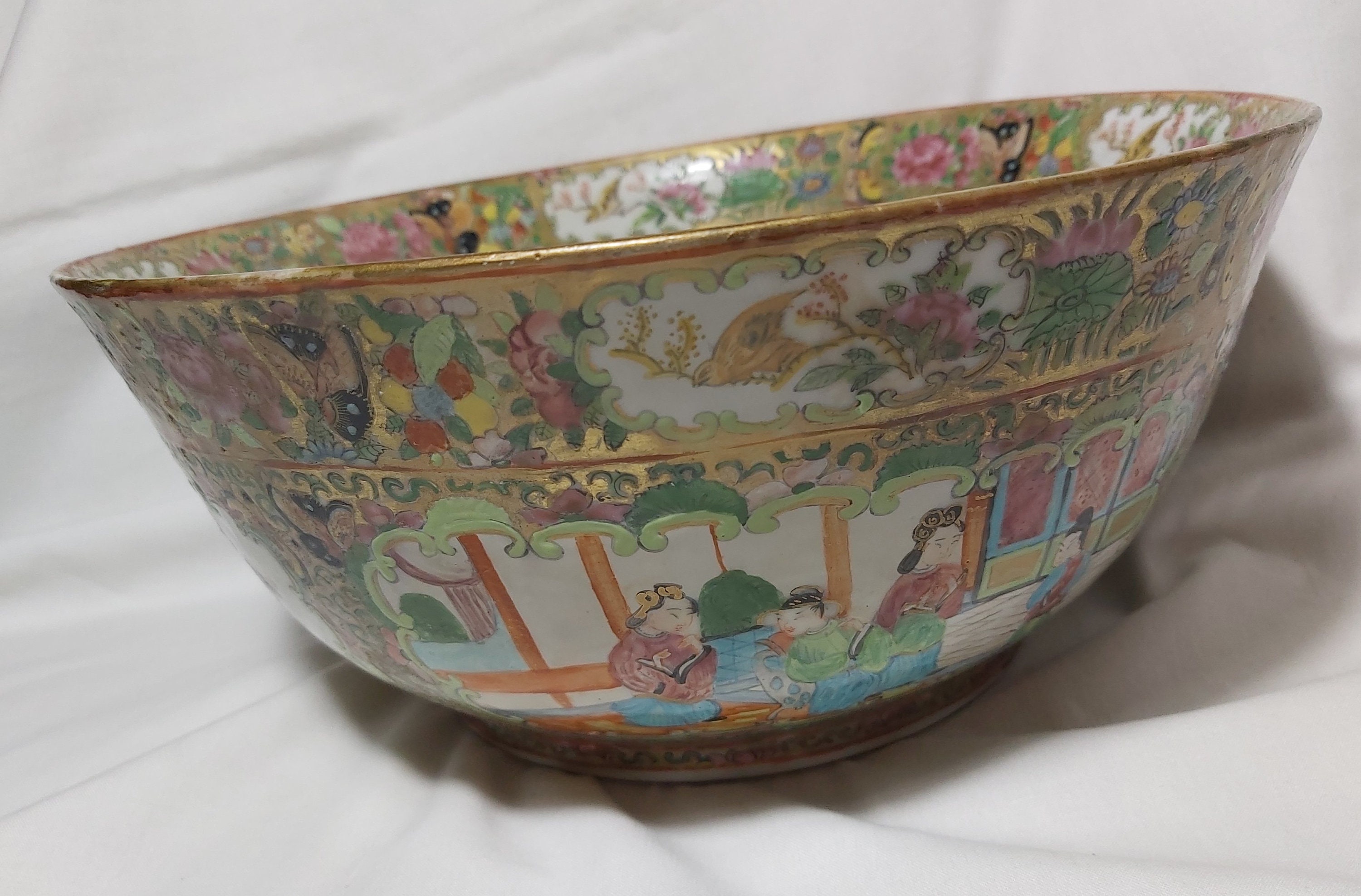 Antique Large Chinese Palace Museum（故宫） Famille Rose Flowers Porcelain ...