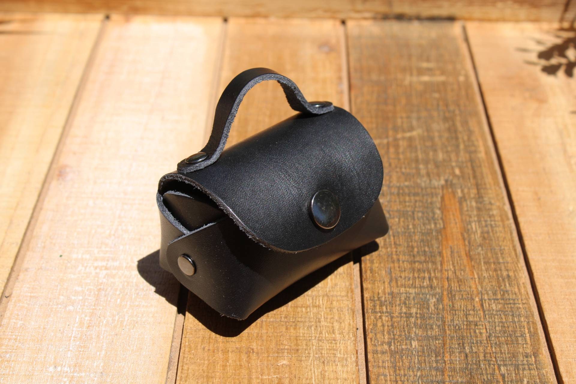 Handcrafted Mini Leather Pouch Small Leather Bag Coin Purse Key Holder ...