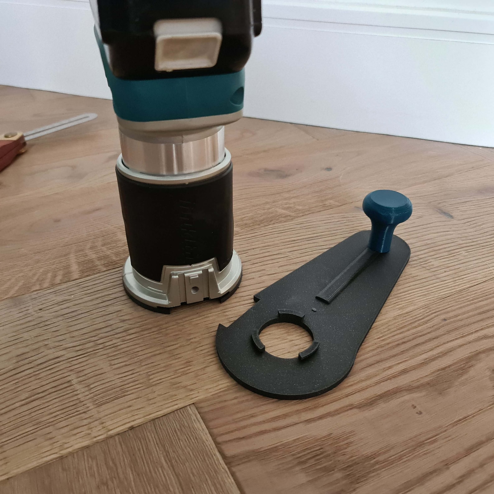 MAKITA Extended Router Base TWISTLOCK - for Makita DRT50Z, XTR01Z ...