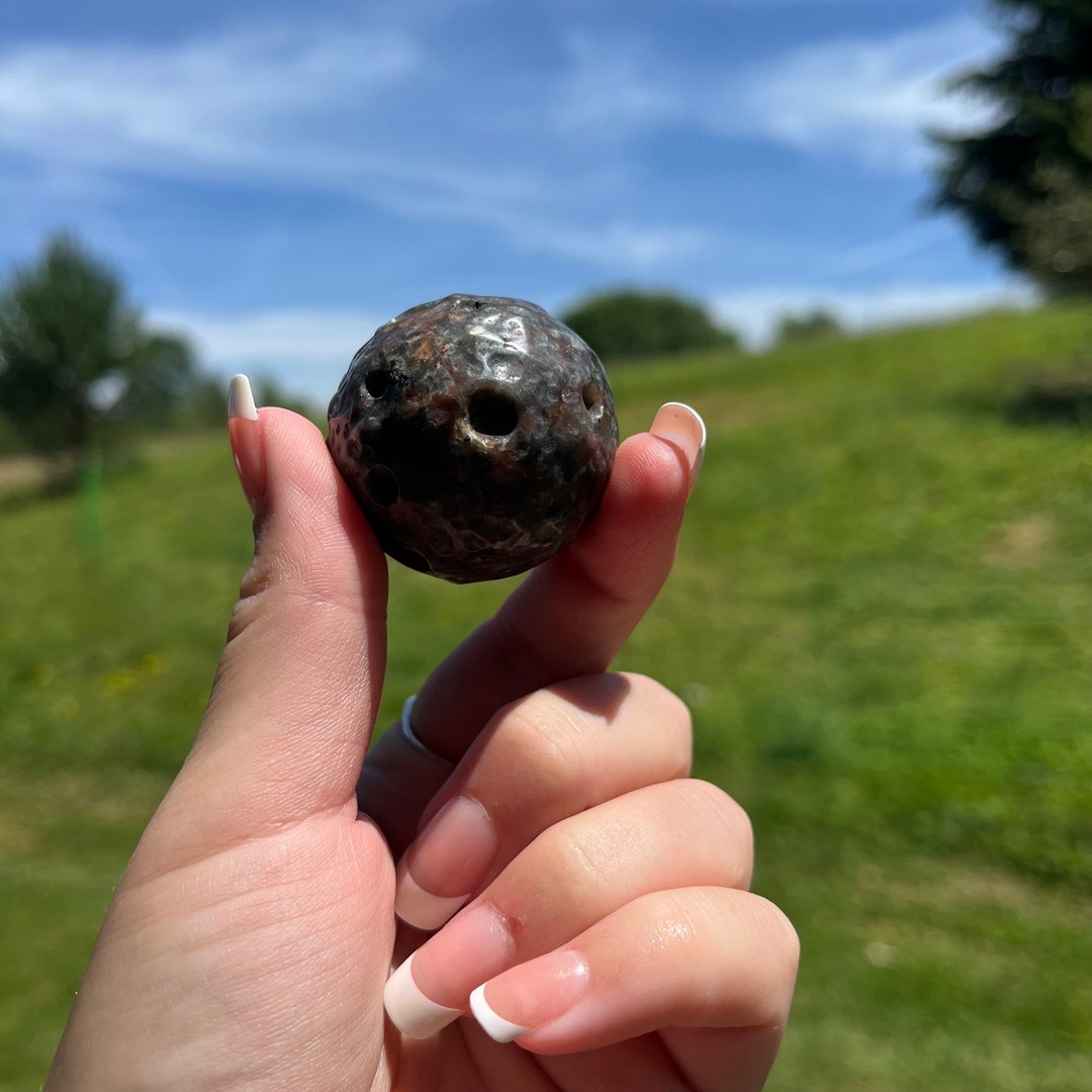 Emberlite Moon Carving | Full Moon Crystals | Moon Lovers | Crystal ...