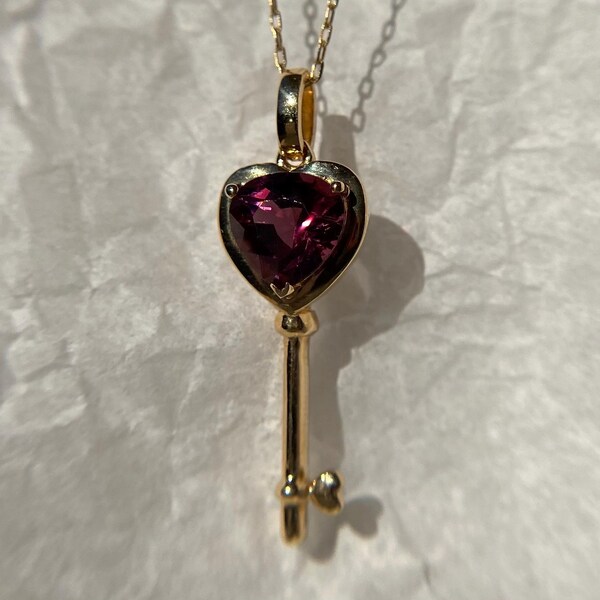 Heart Key Pendant - Etsy
