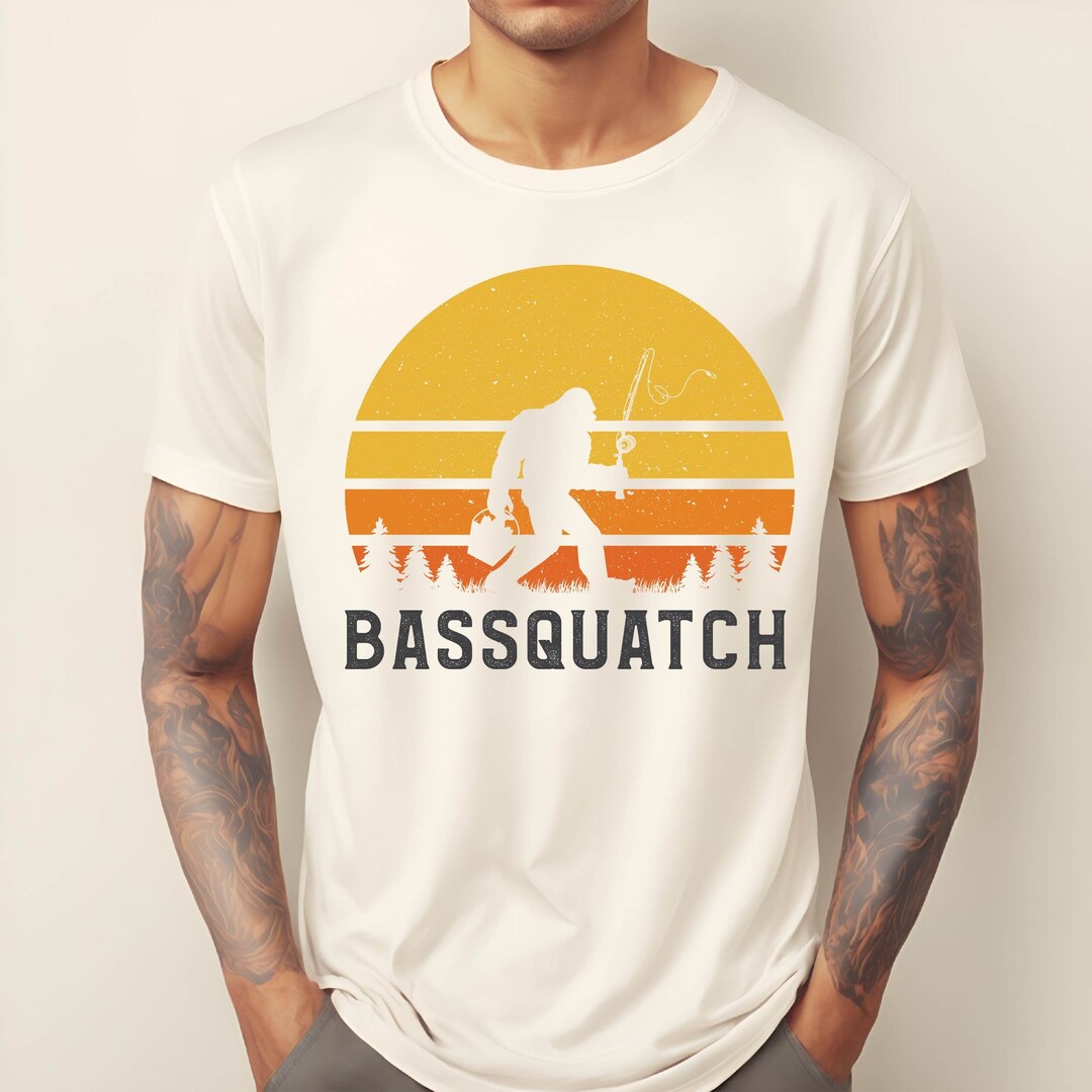 Bassquatch Bigfoot Fishing T-shirt: Retro Sasquatch Shirt - Etsy