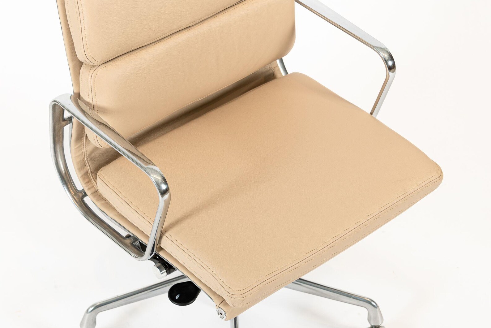 Eames Herman Miller Tall Cream Leather Office Chair Aluminum Group - Etsy