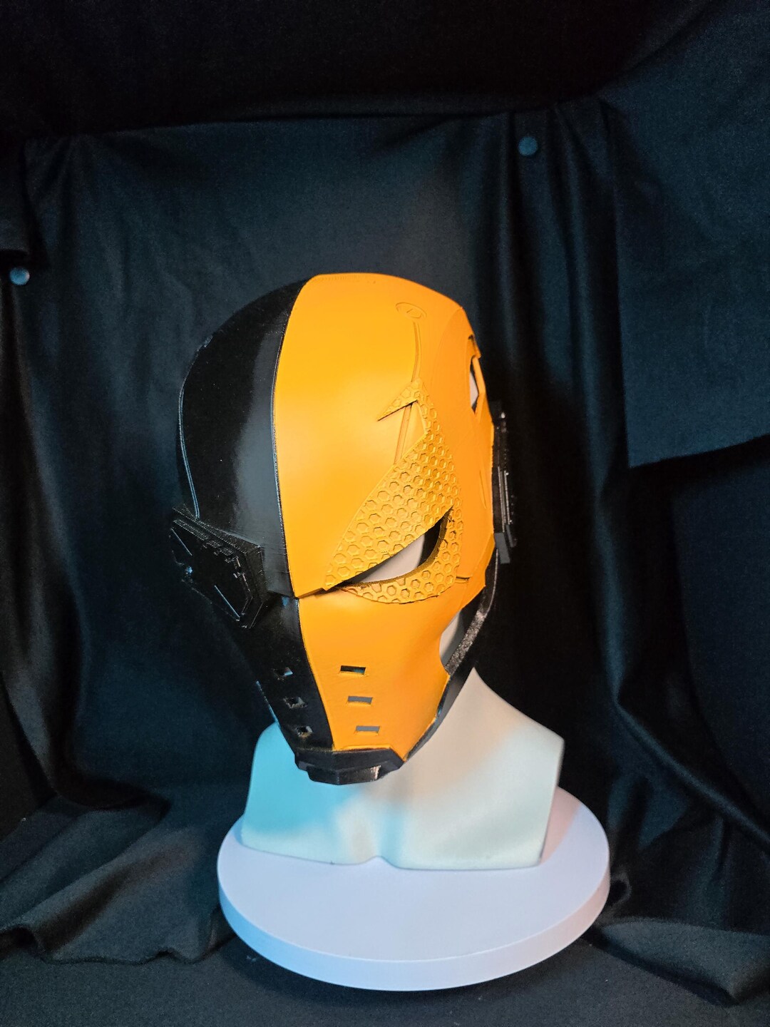Free Shipping! Deathstroke Helmet / Mask / Adult Size 24"-25" Villain ...