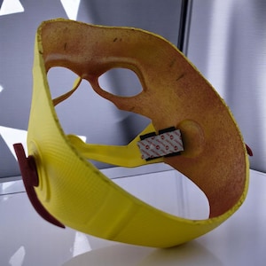 Kid Flash Helmet With Goggles – Comic Accurate Red & Silver Cosplay ...