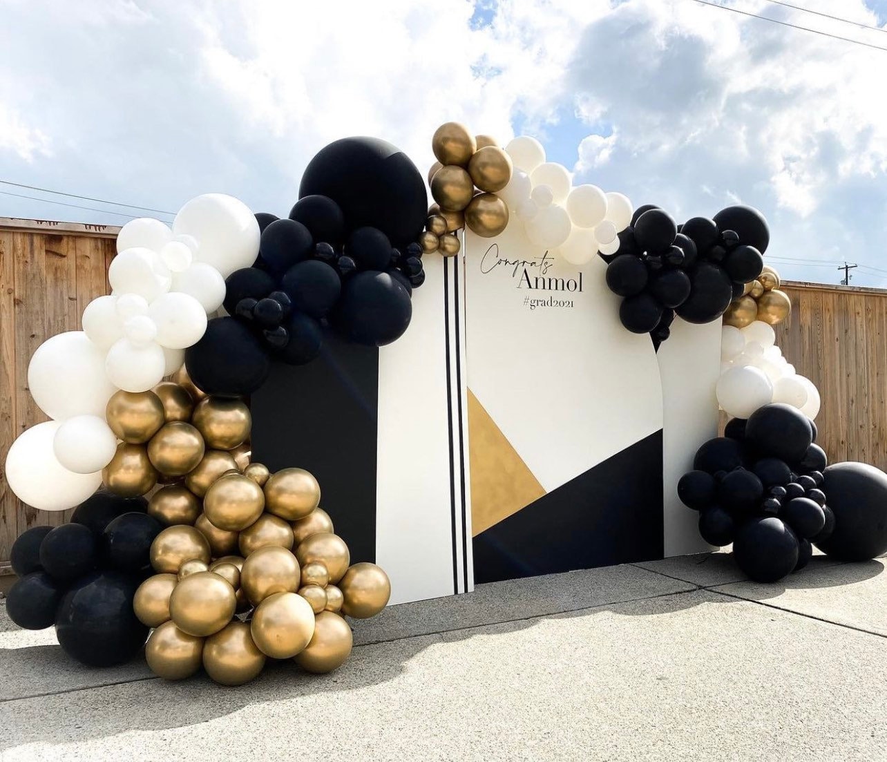 Black Gold & White Balloons/ Graduation Balloon Garland/ Grad - Etsy