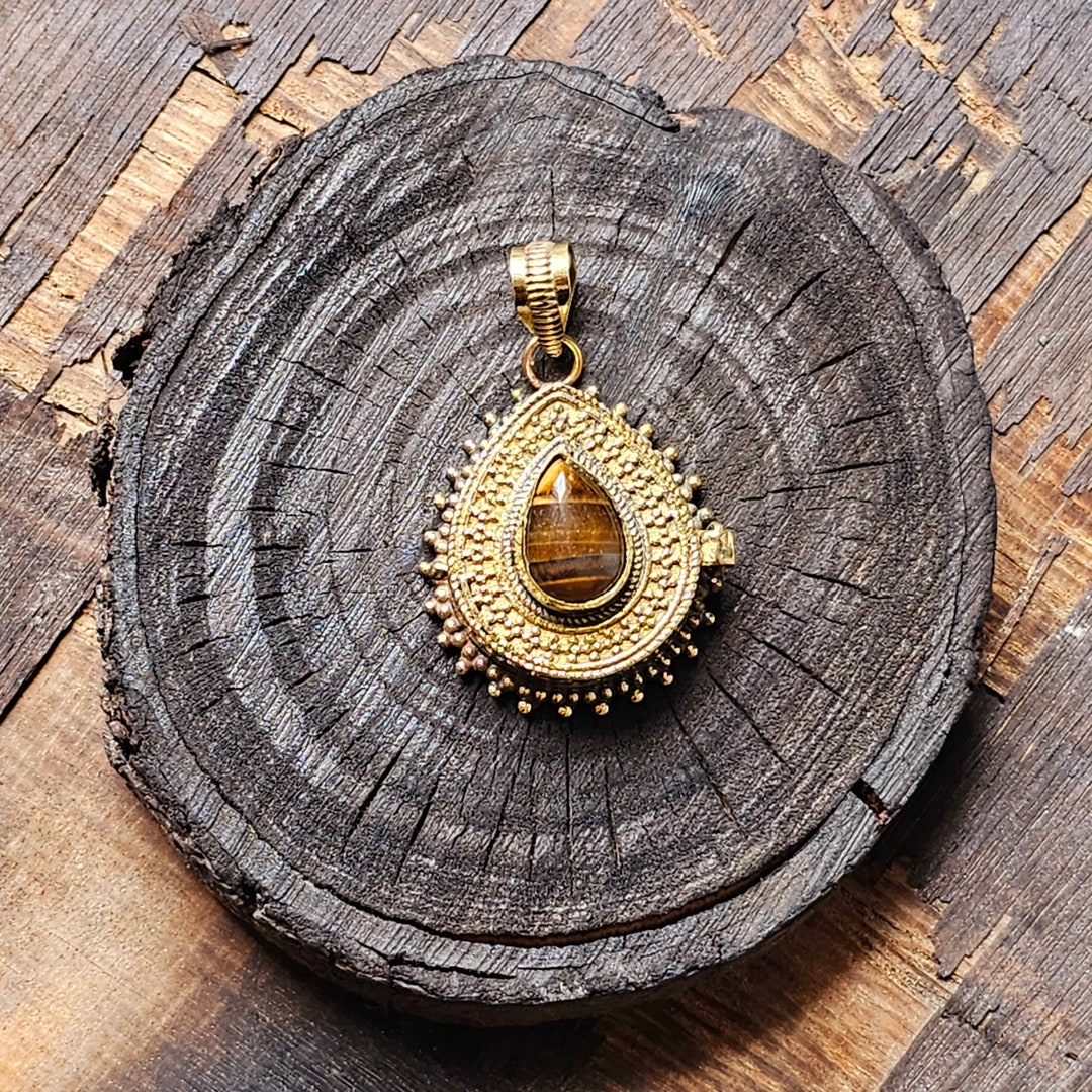 Tiger Eye Secret Box, Prayer Box, Ethnic Pendents, Amulet Pendent ...