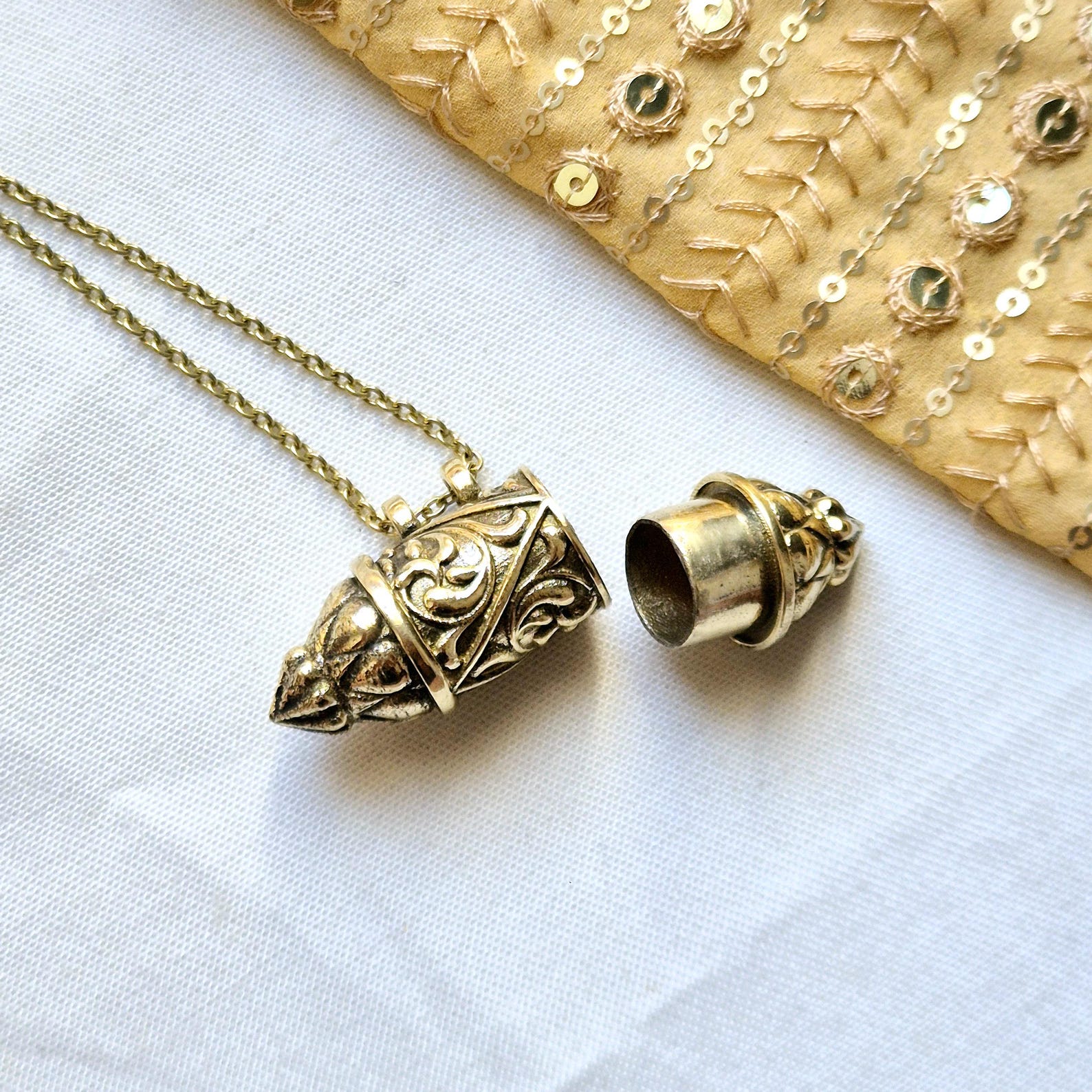 Big Secret Box, Prayer Box, Ethnic Pendents, Amulet Pendent, Vintage ...