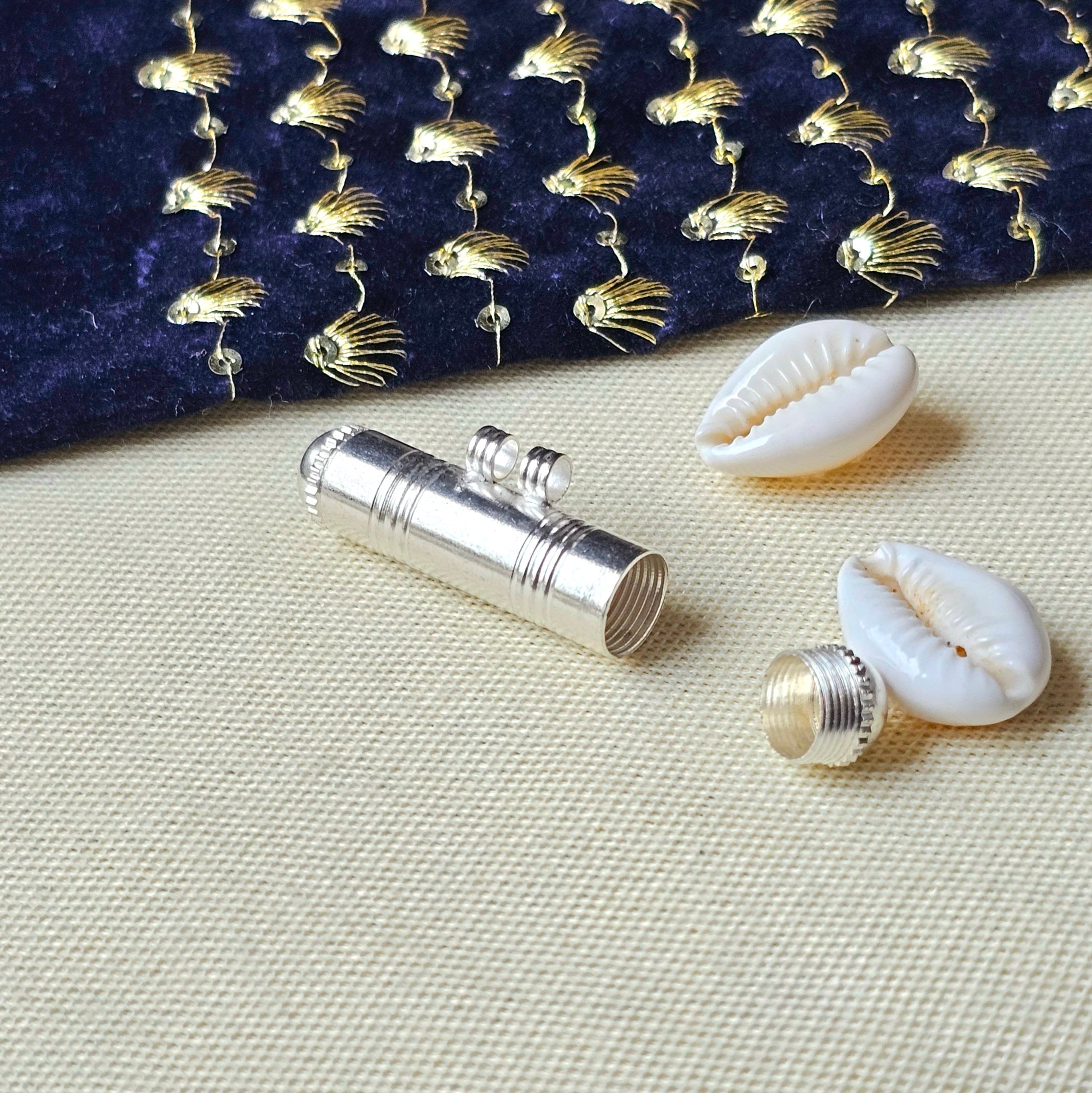 Medium Silver Filled Secret Box, Prayer Box, Ethnic Pendants, Amulet ...