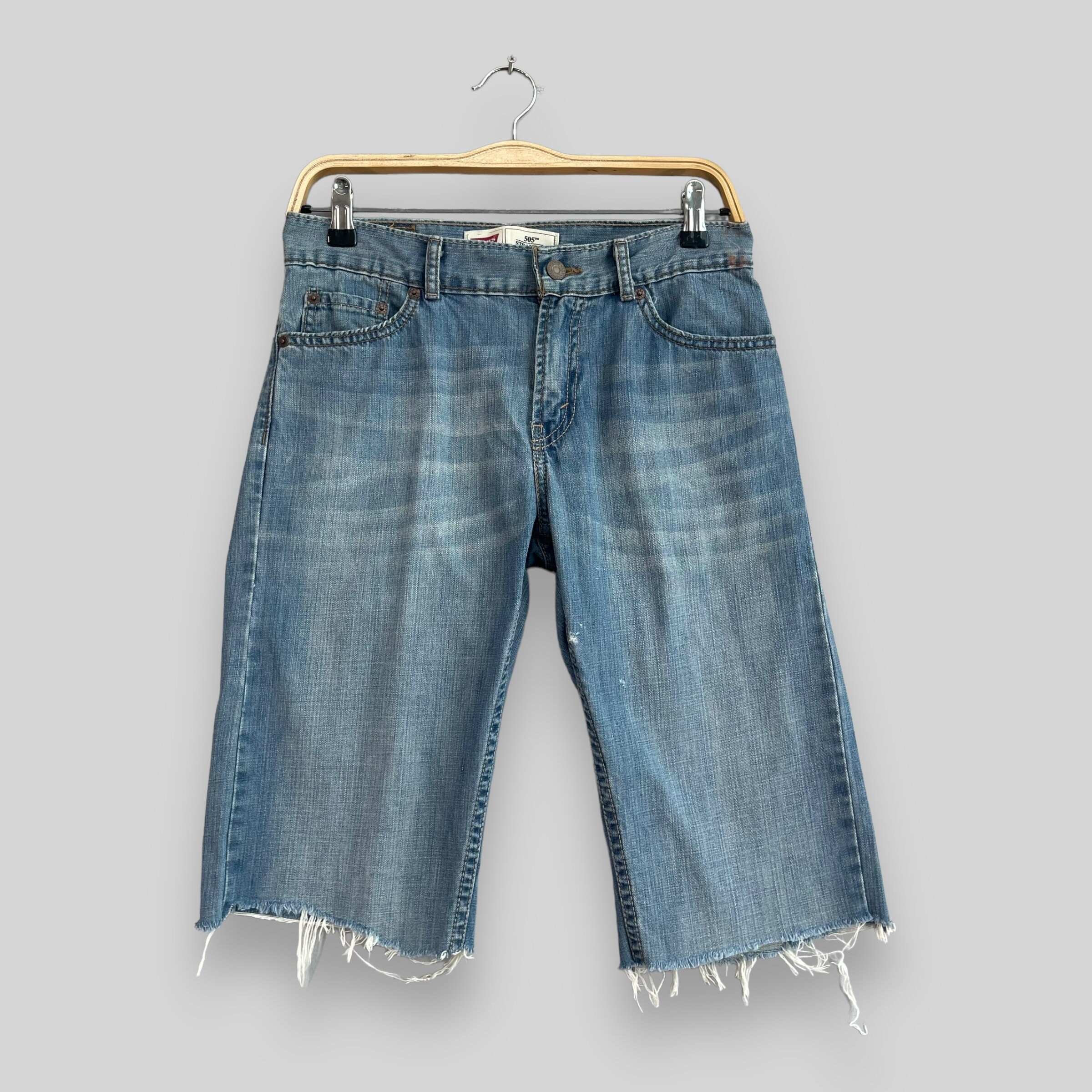 W29 Vintage Levis 505 Distressed Dirty Cutoff Jeans Levis W29 Vintage Levis 505 Distressed Dirty Cutoff Jeans Levis