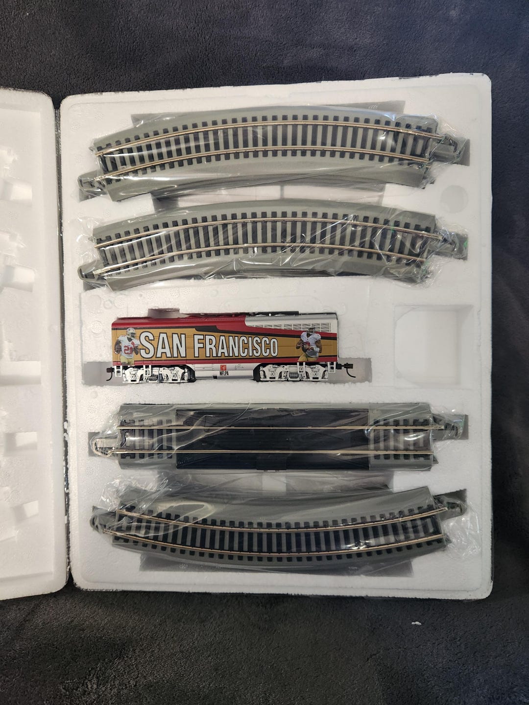 J* Vtg Hawthorne Village NFL San Francisco 49ers Train Car W/ Tracks HO ...