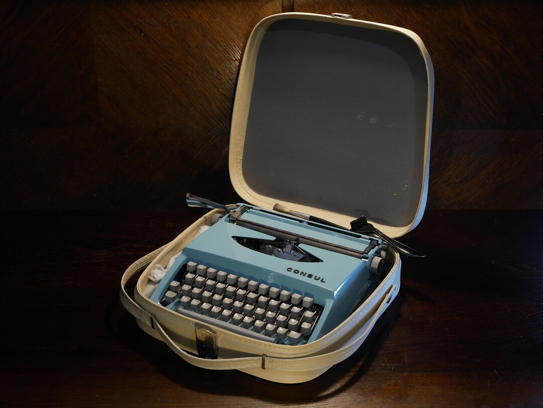 Consul 2313 Vintage Portable Typewriter, Gifts for Writers, Gifts for ...