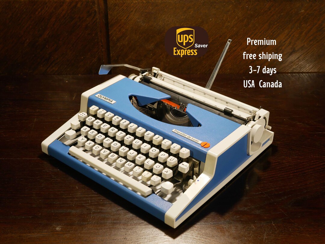 OLYMPIA TRAVELLER De Luxe Vintage Blue Typewriter QWERTZ 70s Working ...