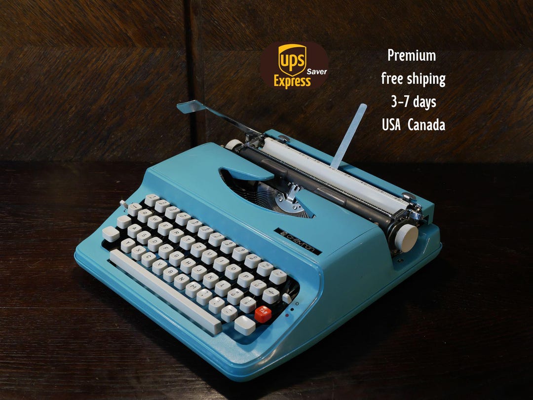 CHEVRON Vintage Portable Typewriter Made in Japan, Classic Typewriter ...