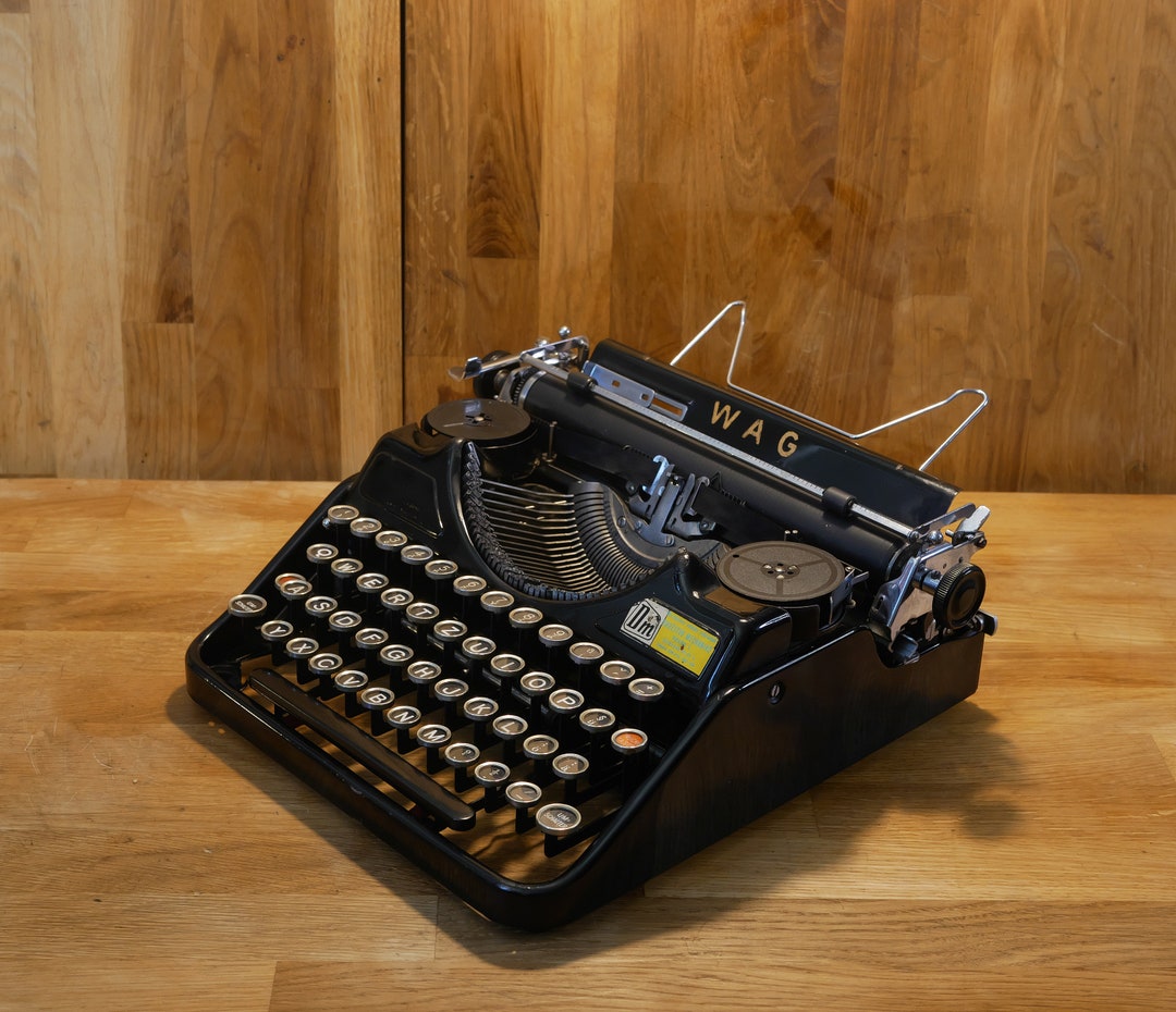 Typewriter Rare 1930s Wanderer WAG Typewriter Portable Typewriter in ...