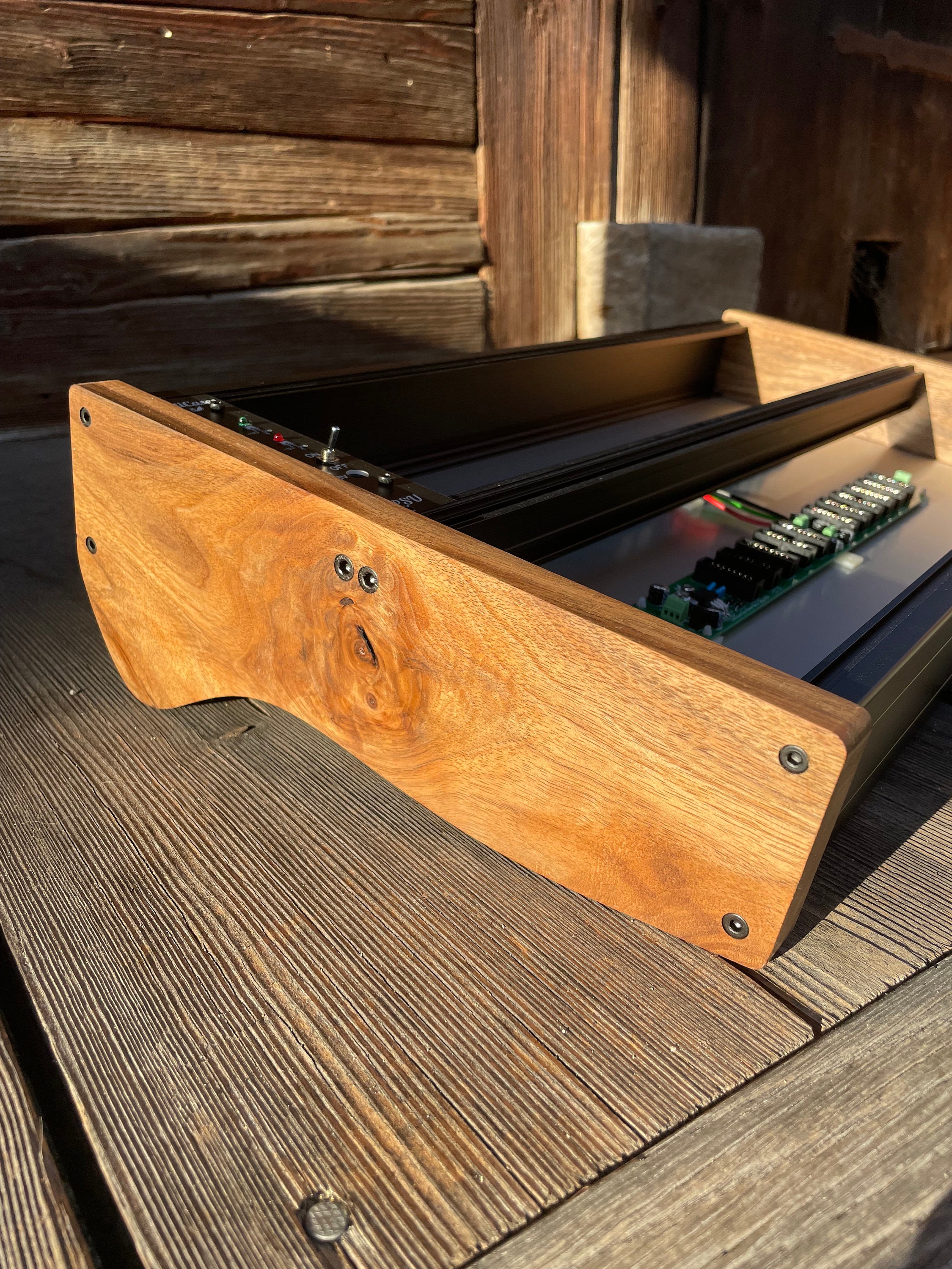 Chilicases Swiss Eurorack Modular / Case / Curved Desktop Skiff 6U104HP ...