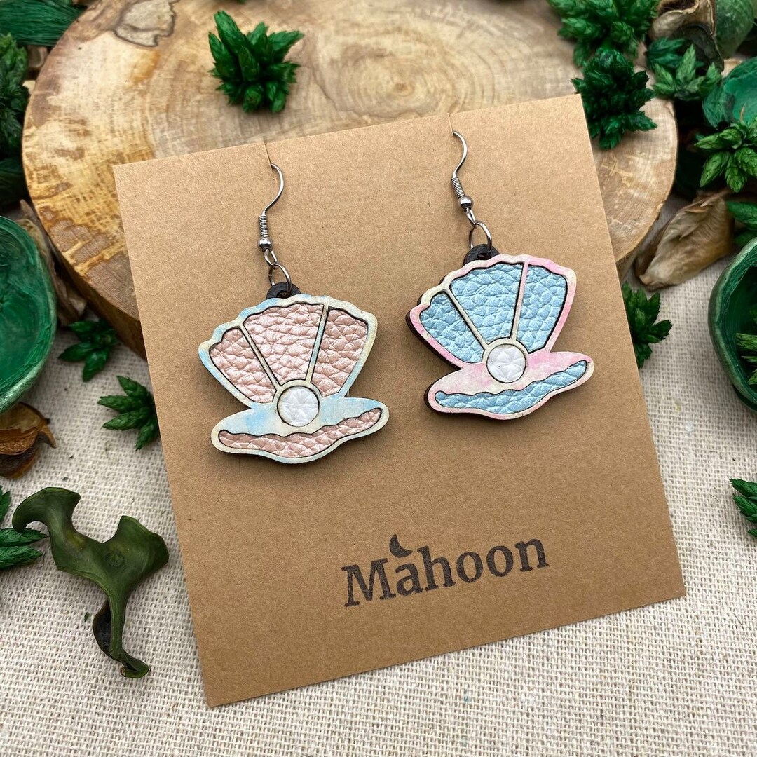 Clam Shell Earrings, Wood & Leather Earring Dangle, Handmade Jewelry ...