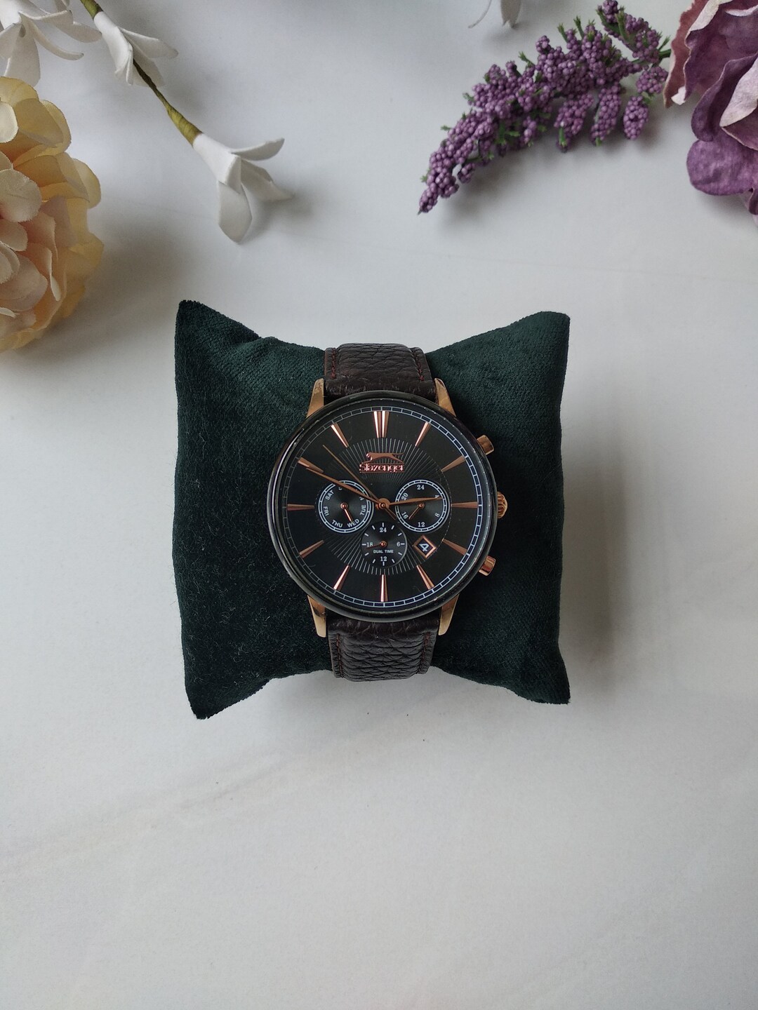 Soft Velvet Watch Pillows for Bracelet, Accessories and Watch Holder ...