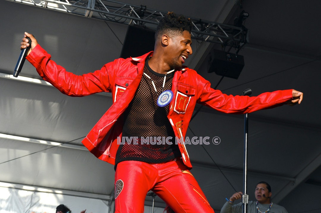 Jon Batiste Performing Live. Limited Edition Glossy Print - Etsy