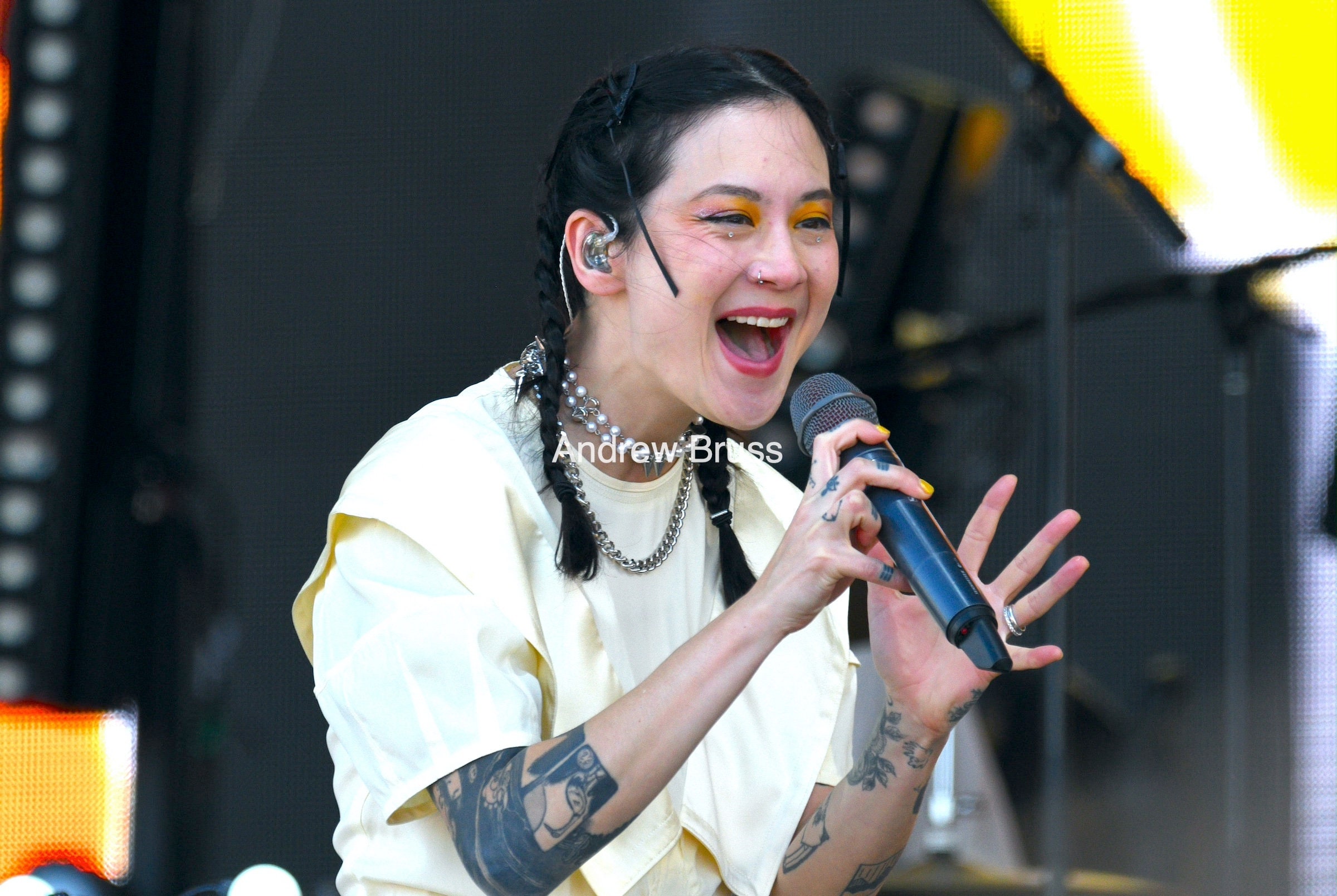 Japanese Breakfast - Michelle Zauner Performing Live. Glossy Print - Etsy