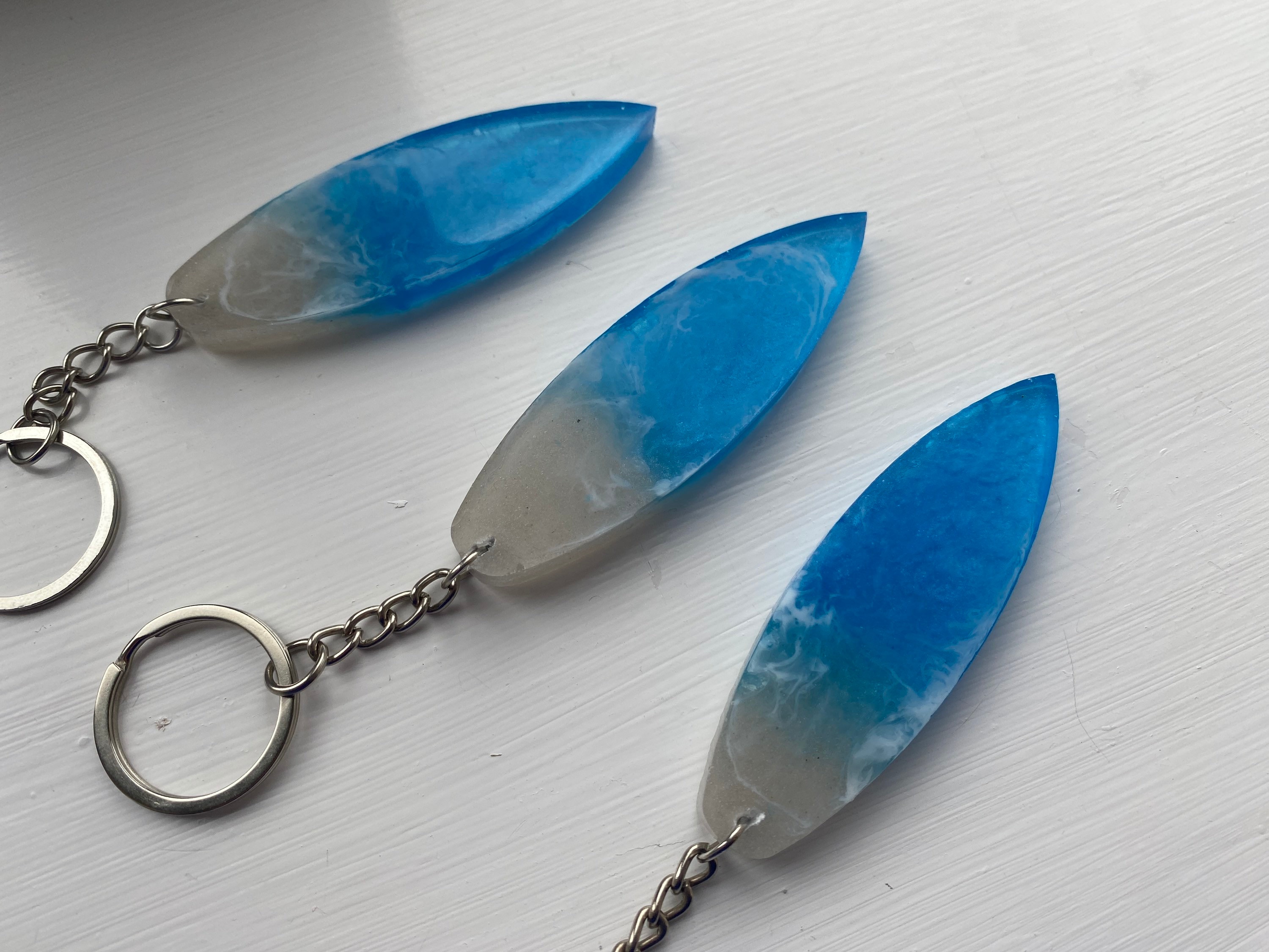 Resin Ocean Surfboard Keyring - Etsy