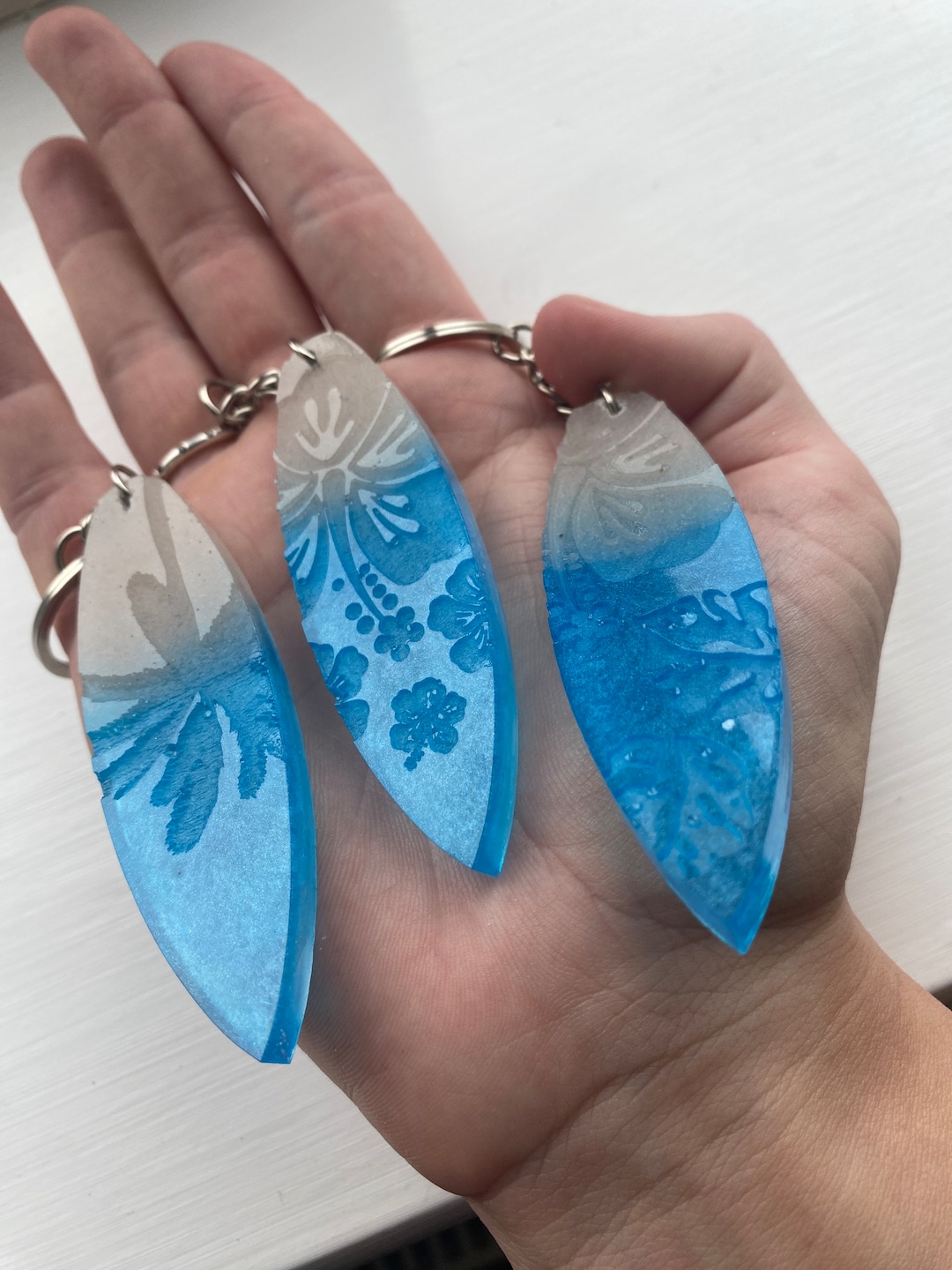 Resin Ocean Surfboard Keyring - Etsy
