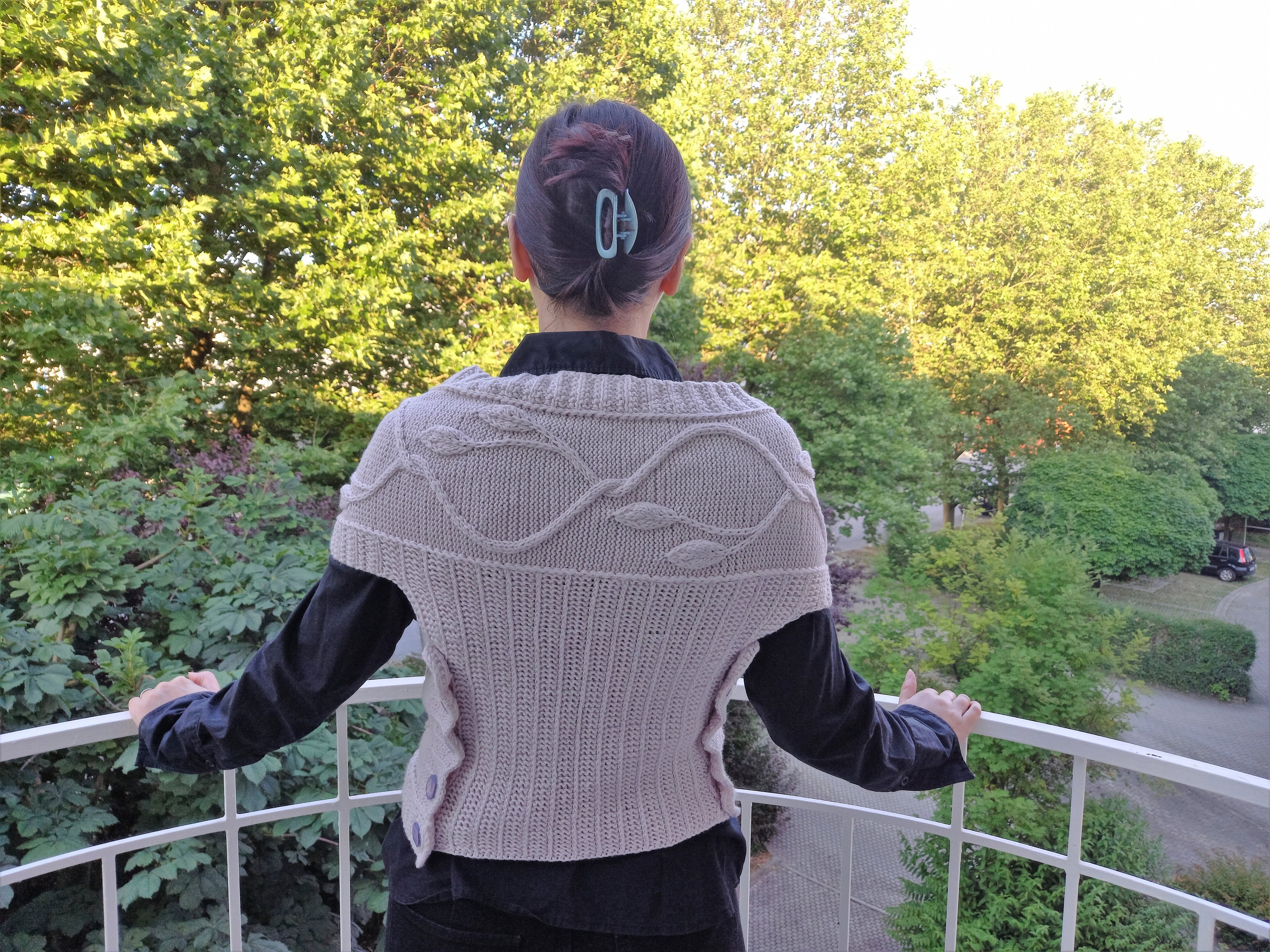 Crossover Wrap Vest Knitting Pattern, Cable Leaf Outlander Shawl With ...