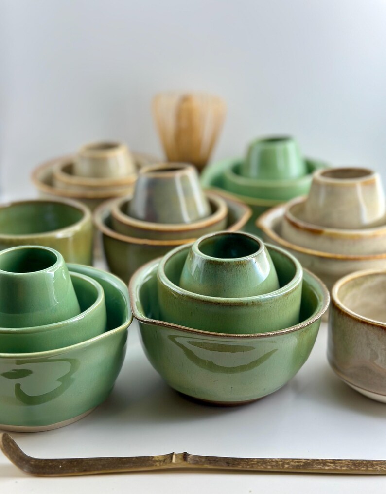 Handmade Ceramic Matcha Tea Set, Honeydew on Red Clay - Etsy