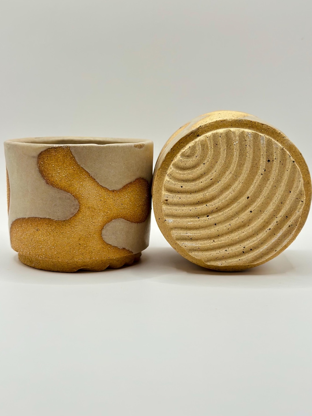 Handmade Ceramic Mugs, Minimalistic Curves and Carves (back in Stock ...