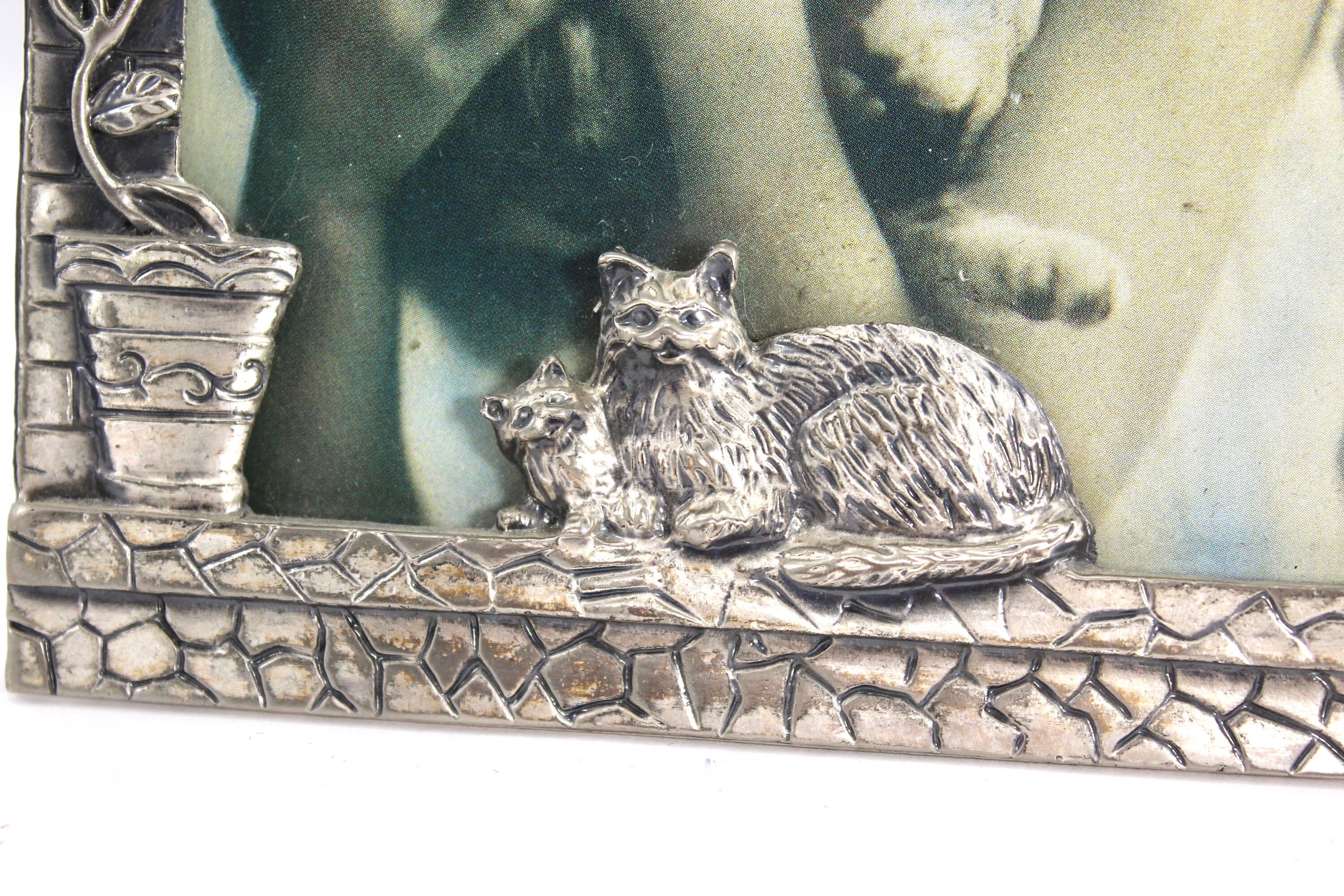 Photography Vintage pewter cat picture frame stand 5x7 pet pictures ...