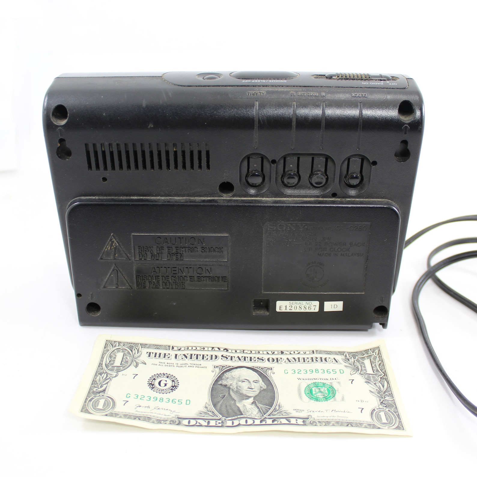 Vintage Sony Dream Machine Alarm Clock - Black, AM/FM Radio, Green ...
