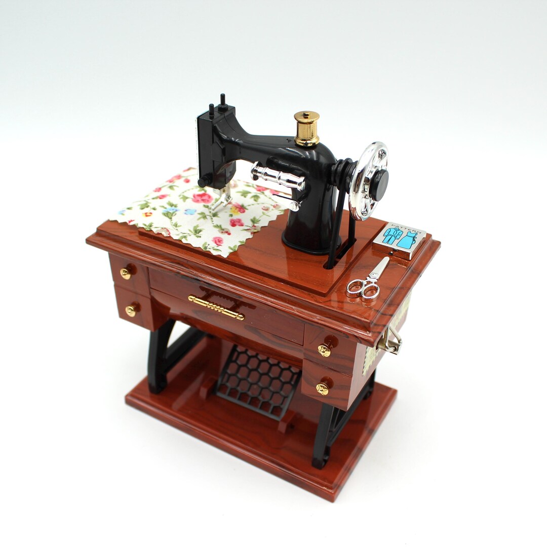 Darling Vintage Sewing Machine Music Box - Musical, Seamstress Gift ...