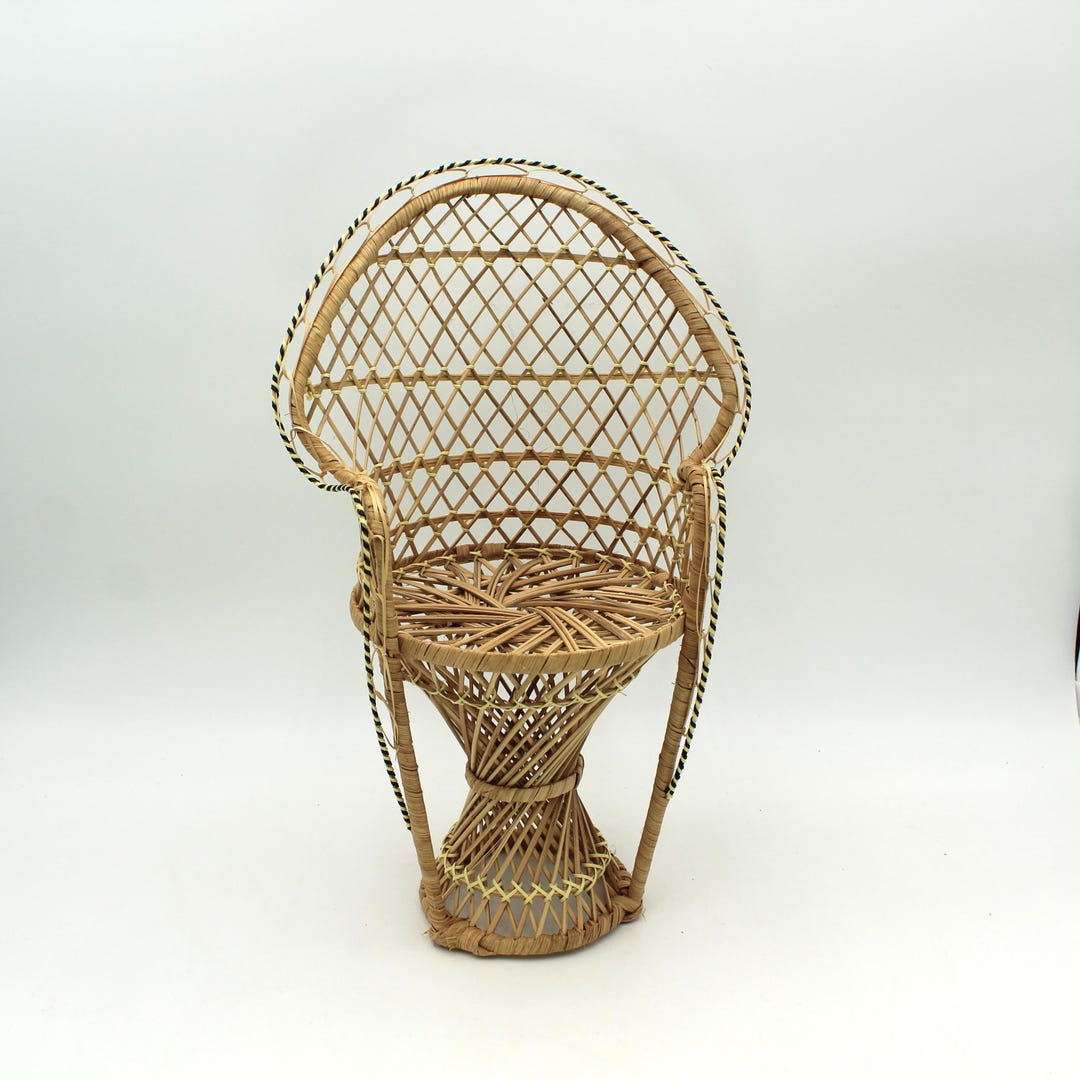 Charming Vintage Wicker Peacock Doll's Chair - 18