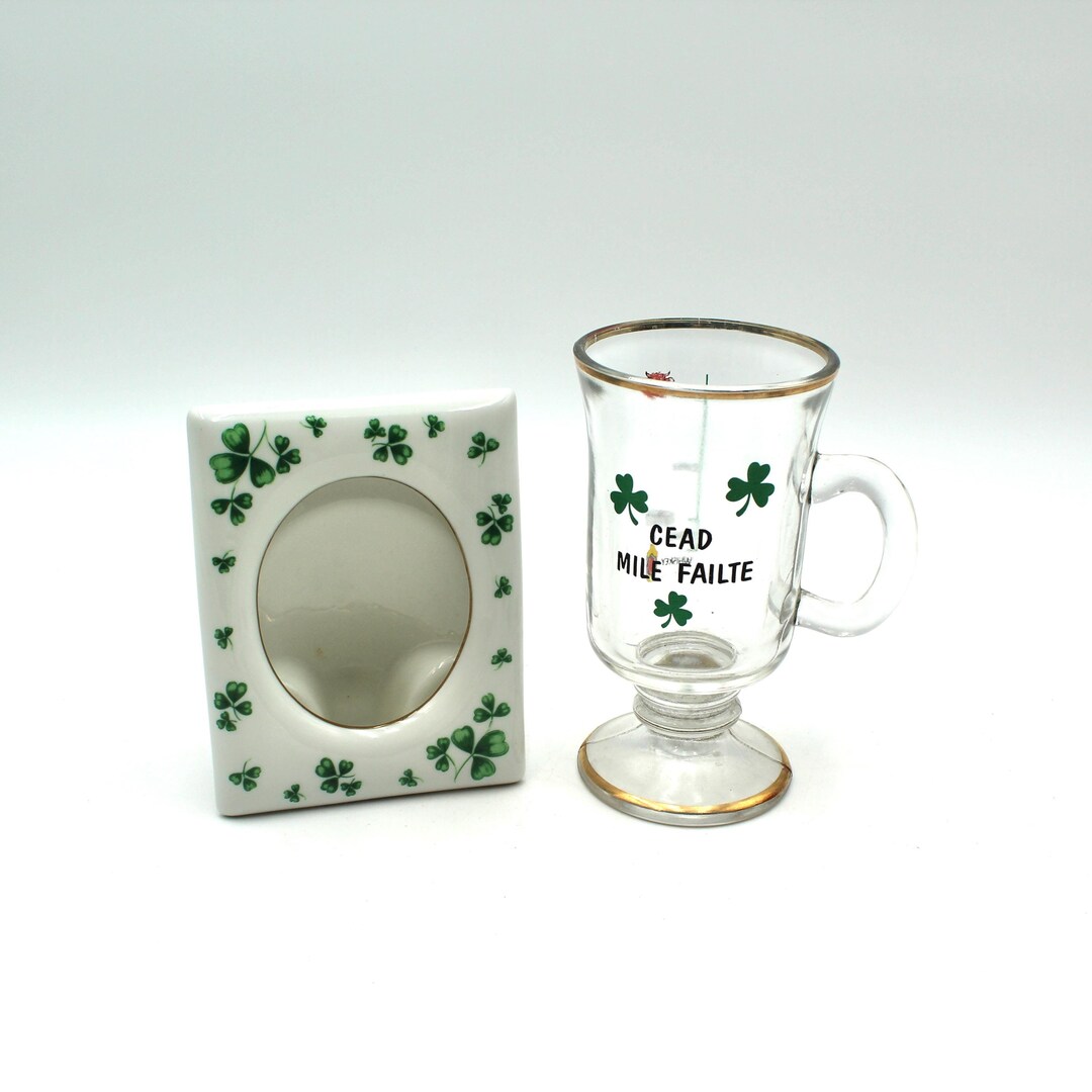 Two Vintage Irish Items - Shamrock Picture Frame, Céad Mile Fáilte ...
