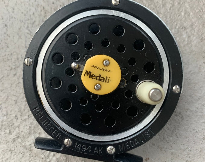Pflueger Fly Reel 1494 AK Medalist Vintage Small Fly Reel Very Nice! - Etsy