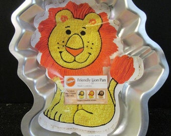 Wilton Vintage | Etsy