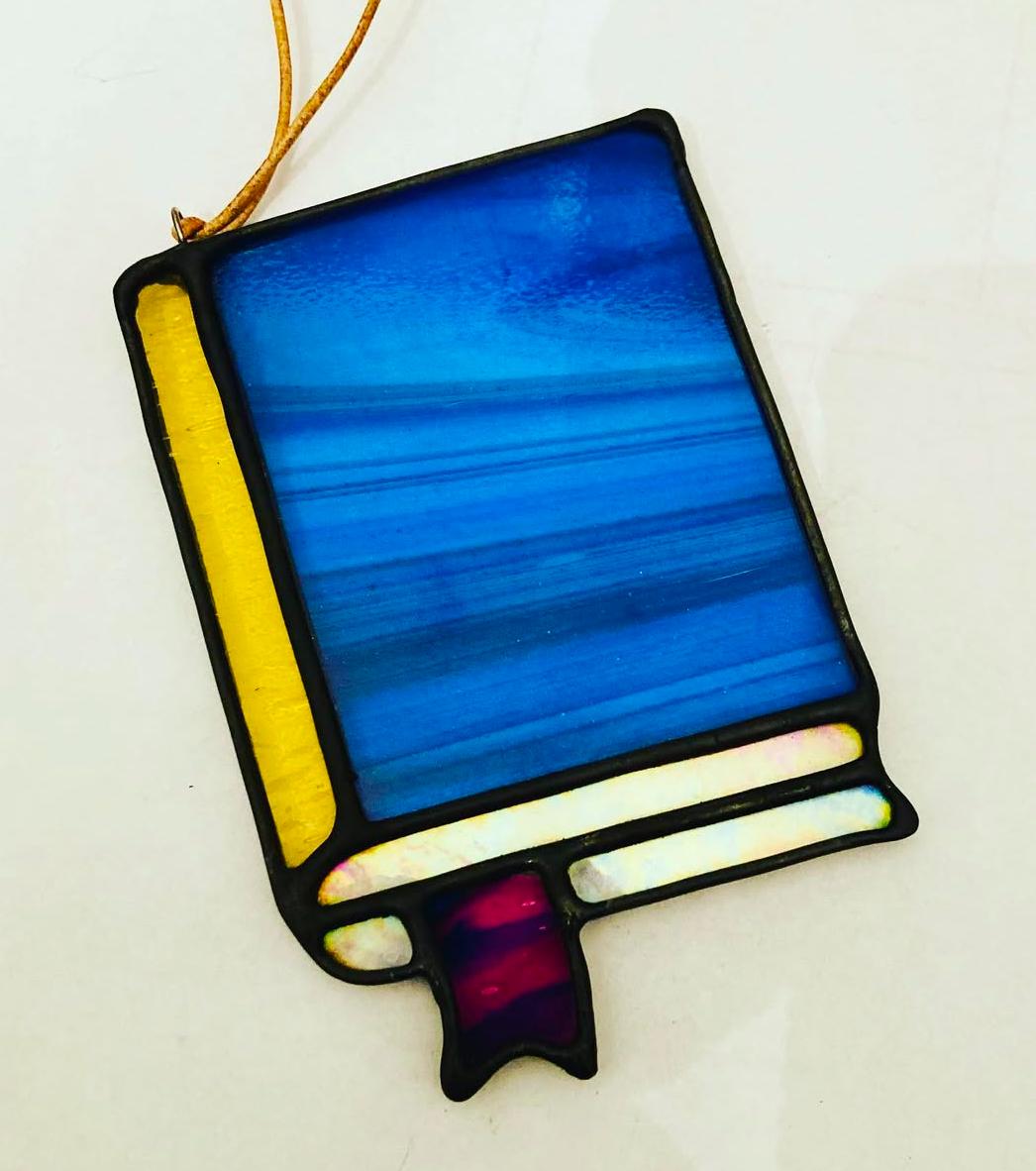 Closed Book Stained Glass Pattern - Etsy