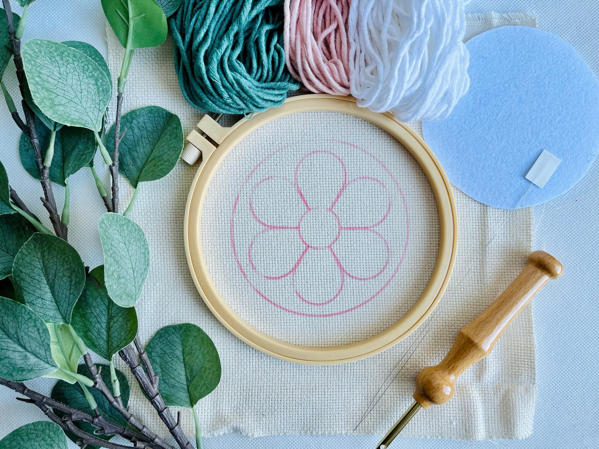 White Daisy Punch Needle Mug Rug Kit Beginner Yarn Rug - Etsy