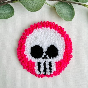 Hot Pink Skull Punch Needle Mug Rug Kit, Beginner Yarn Rug Hooking DIY ...