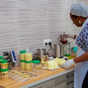 MGL Naturals Coconut Oil and Shea Butter Hair Food. - Etsy